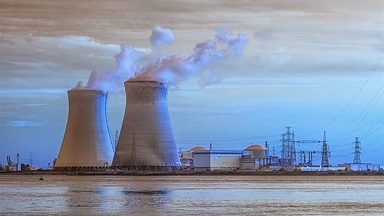 Unlocking Opportunities in the Nuclear Power Industry_ Investing in the ...